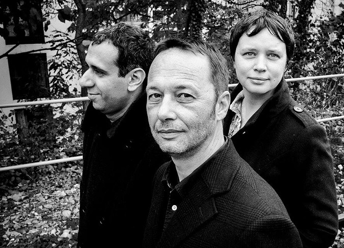 Polly & the Fine Feathers – Etat-critique.com